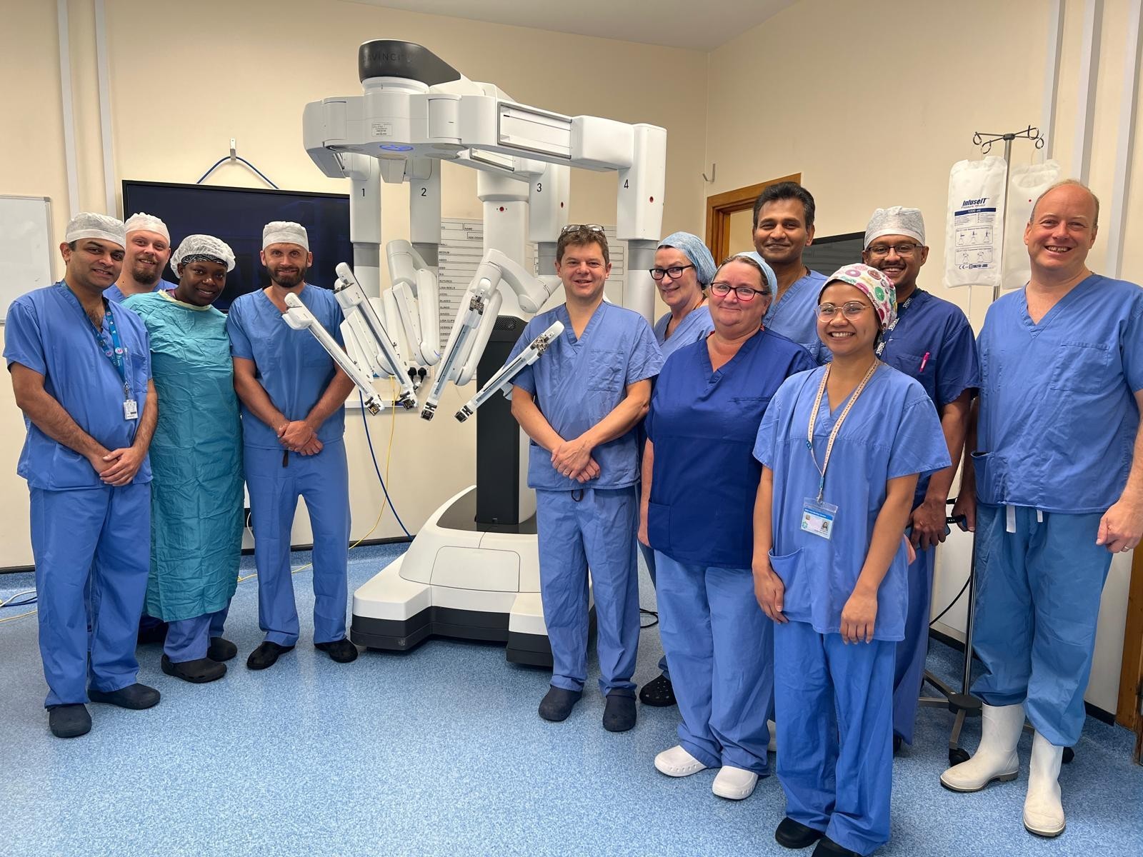 UHNM celebrates 10-year urology robotics milestone | University ...